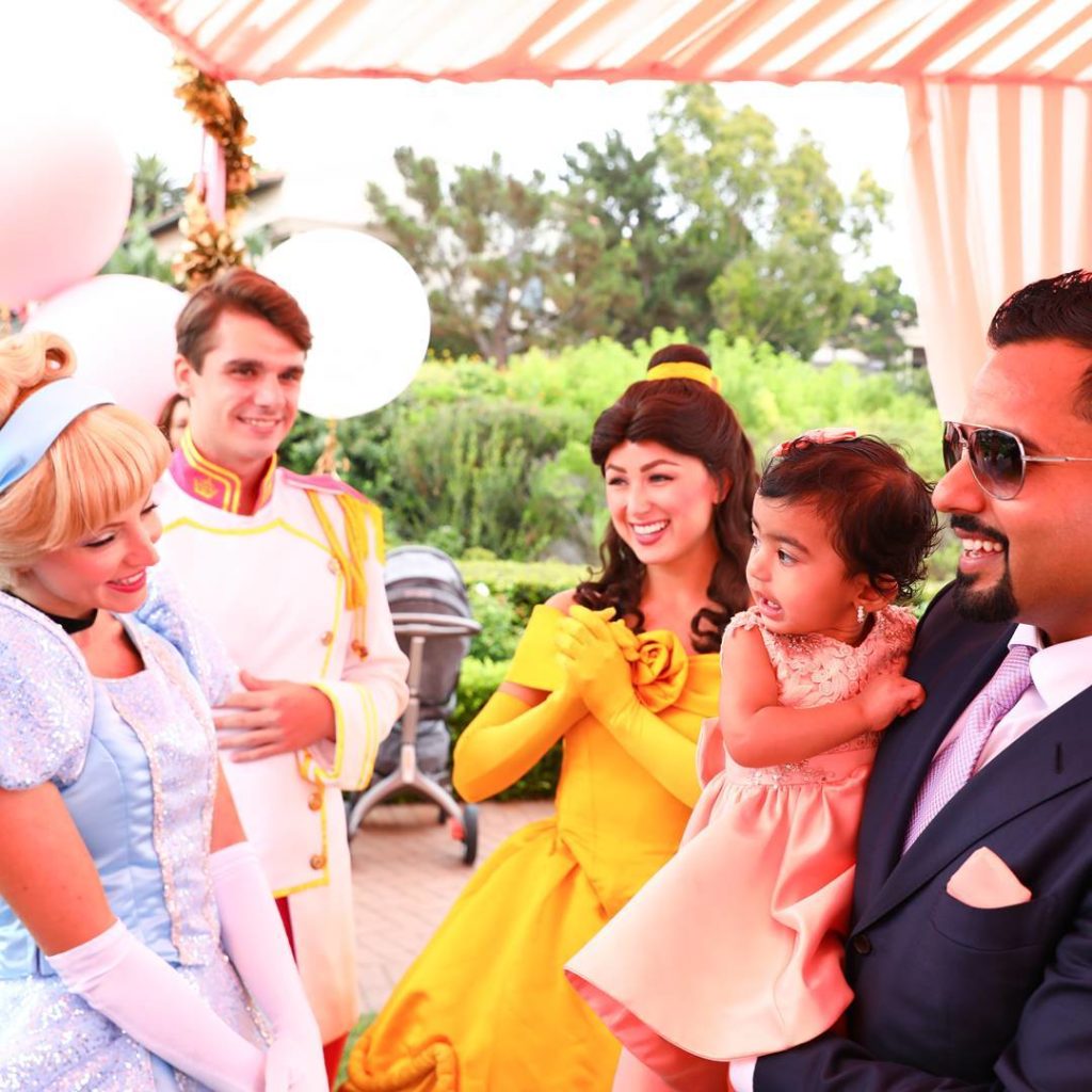 #1 Party Characters for Kids Houston, Texas